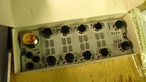 Allen Bradley 1732E-IB16M12R Series A ArmorBlock 16 Popint Input Module ...