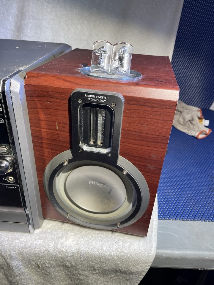 Philips MCM760 Hi-Fi Stereo Micro System & Phillips FWB-MC760 Speakers ...