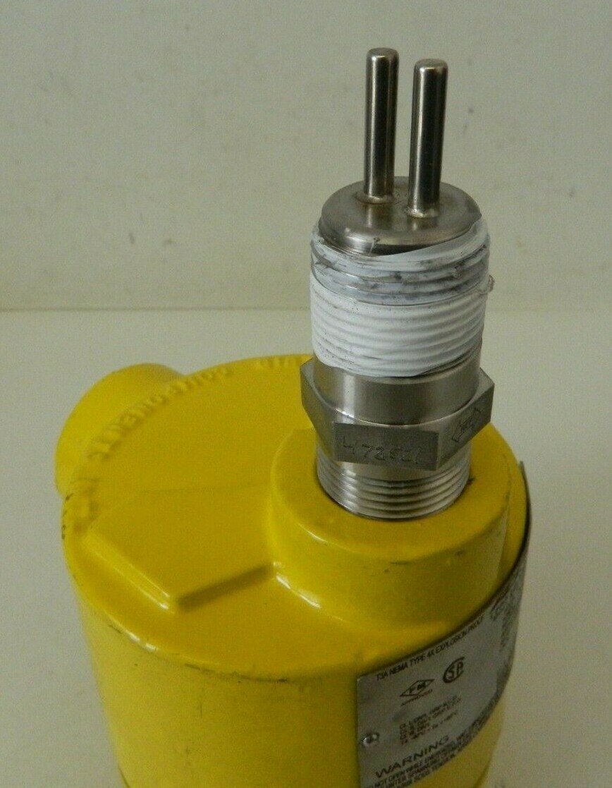 FCI Fluid Components Flow Switch FLT93S-1B1A201C1B00000 #2 | eBay