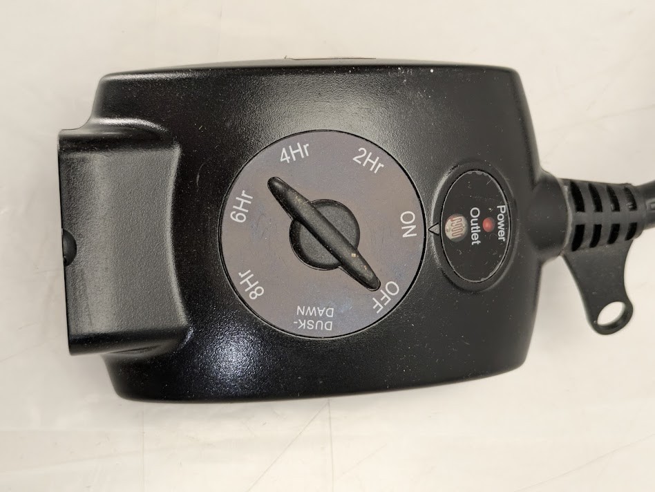 DEFIANT 15 Amp 24-Hour Outdoor Plug-In Mechanical Dusk to Dawn ...