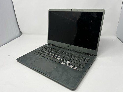 HP Laptop – Heavy Damage – Missing Keys – Broken Hinges – For Parts ...