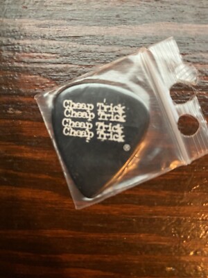 Cheap Trick: Pyramid Strings black guitar pick | eBay