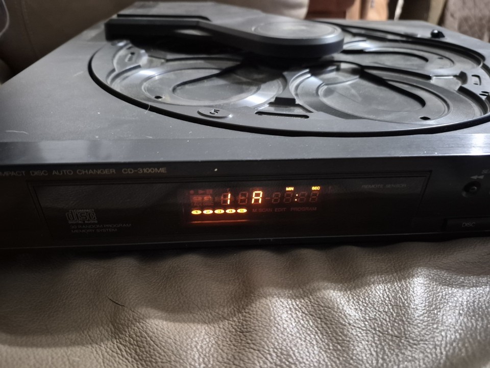 SANSUI CD-3100ME -RaRe- Vintage 5-CD Tray Compact Disc Player Used As ...