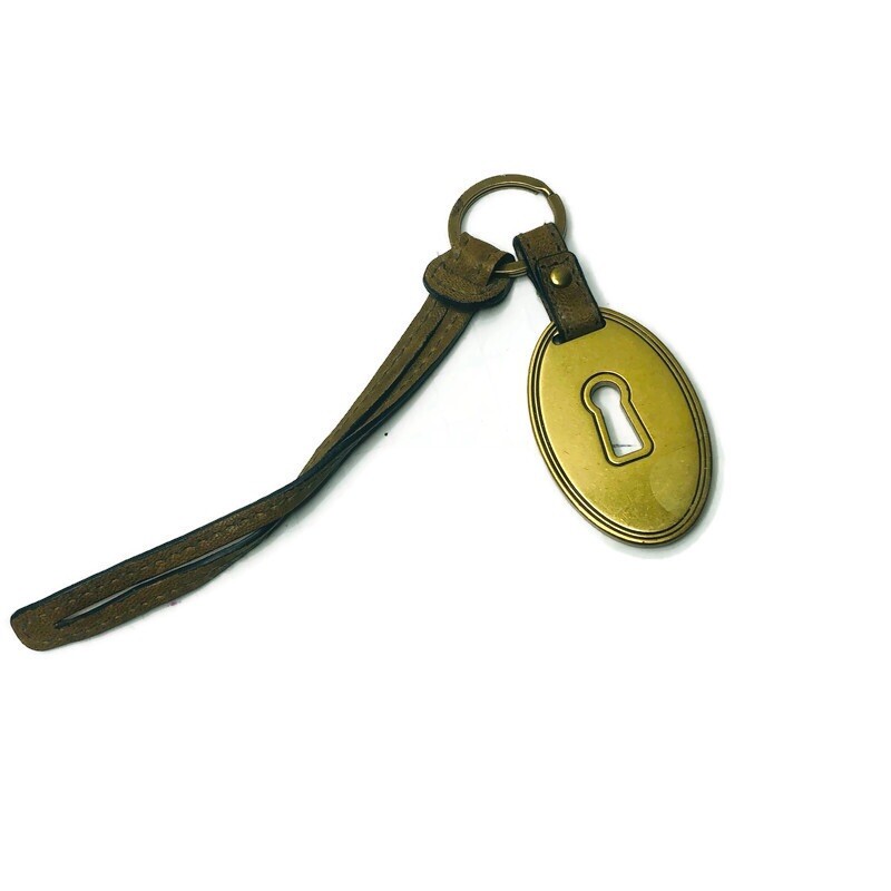 FOSSIL BRASS & Green LEATHER KEY HOLE STRAP LOOP FOB BAG CHARM KEYCHAIN ...