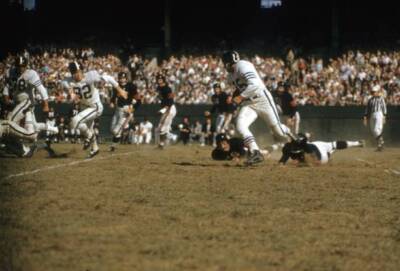 Baltimore Colts Alan Ameche In Action 1955 Old Football Photo 7 | eBay ...