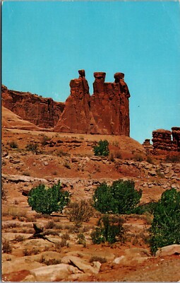 Three Gossips Arches National Monument Utah Near Moab Tourist Souvenir ...