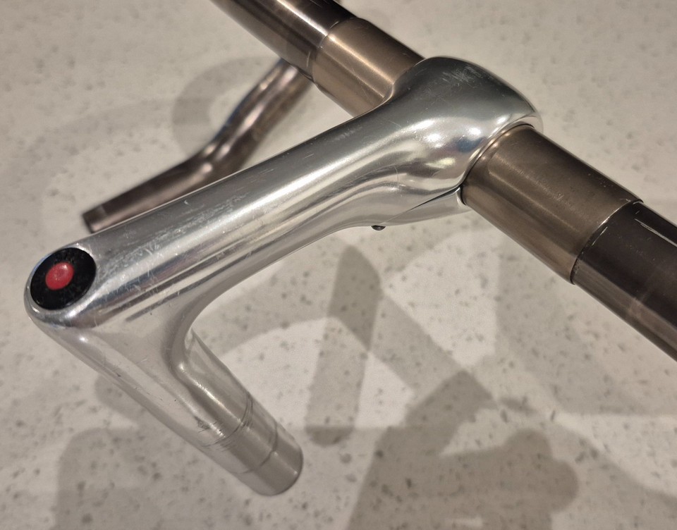 3T Bianchi Forma Anatomic Bar 38cm and 3T Record Stem 110mm | eBay