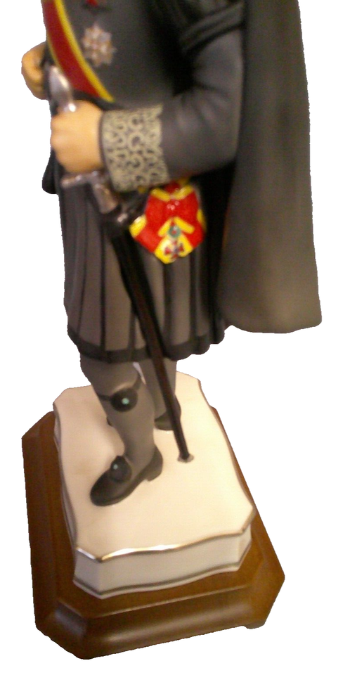 Royal Worcester The Privy Chamberlain Sword & Cape, Limited Edition 129 ...