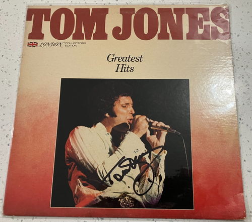 Tom Jones SIGNED Greatest Hits LP Vinyl Record Autographed | eBay.de