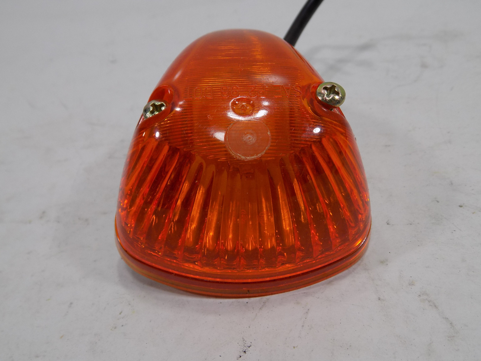 NEW OLD STOCK MCI BUS LAMP ASM MARKER AMBER FRONT 39201482-0 | eBay