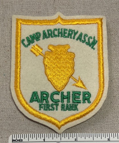 Vintage CAMP ARCHERY ASSOCIATION Felt Badge PATCH Archer First Rank BSA ...