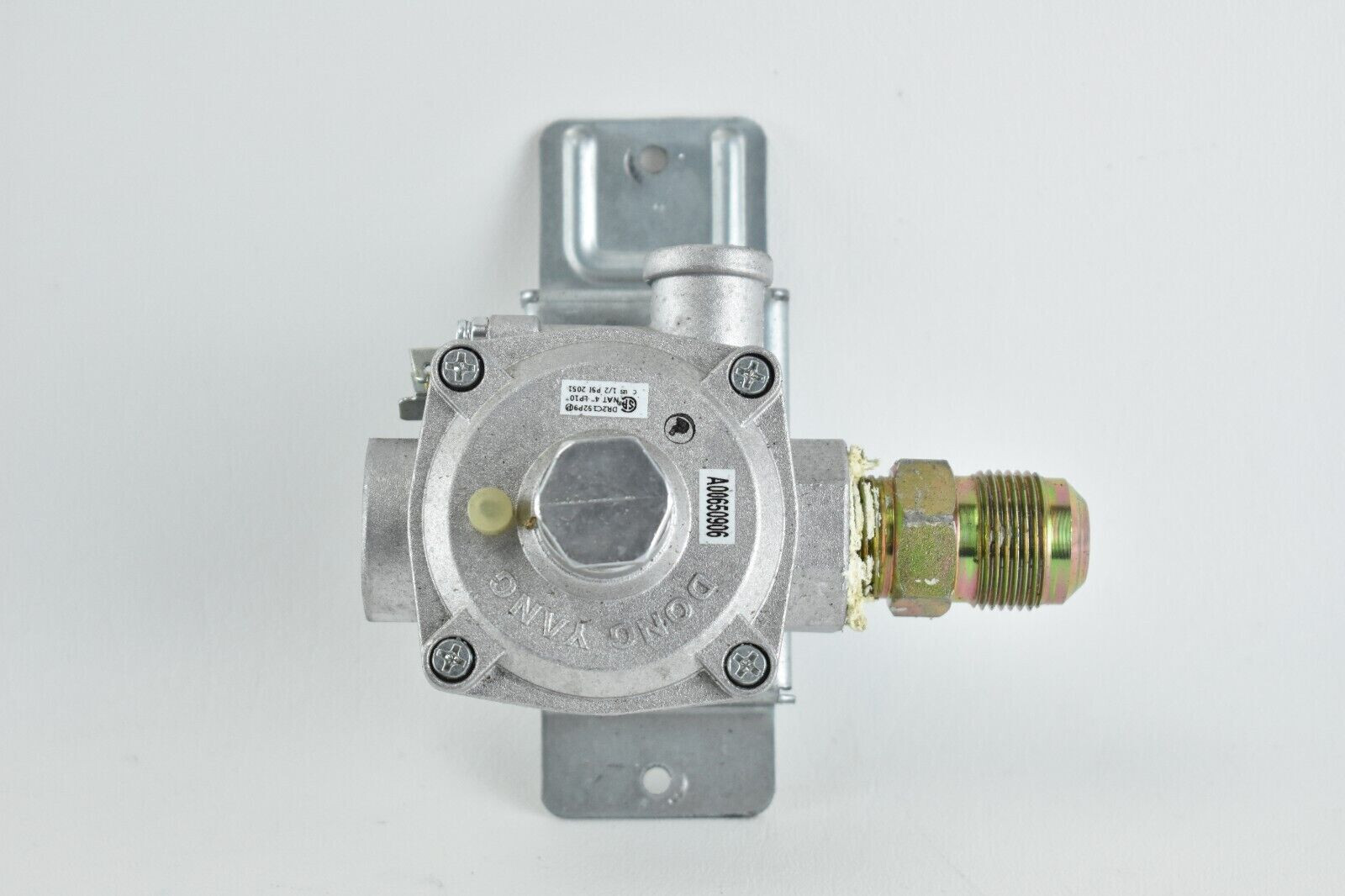 Genuine FRIGIDAIRE Range Oven Pressure Regulator # 5304498819 (34H9) | eBay