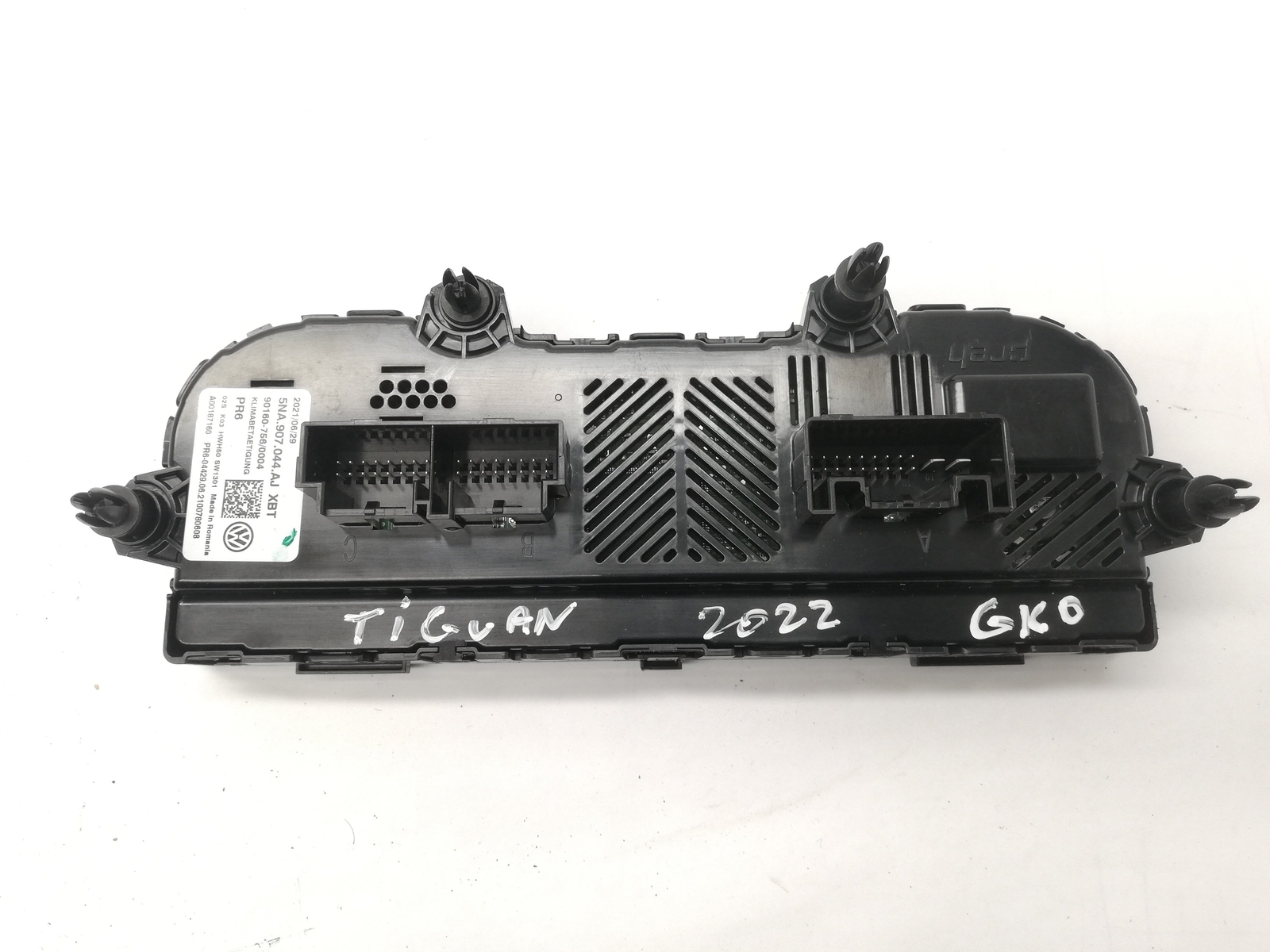 VW TIGUAN AD1 2.0 TDI Climate Control Unit 5NA907044AJ 2.00 Diesel ...