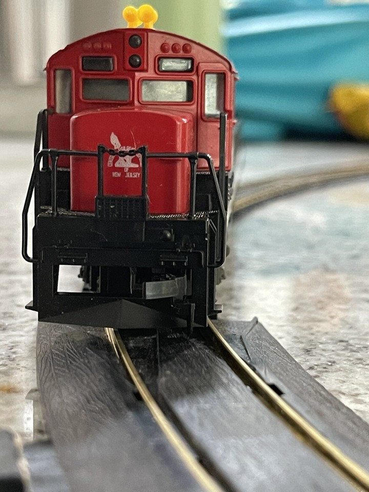 HO Scale AHM, Alco Century 424 Diesel Locomotive, CNJ, Red, 1540 - 5015 ...