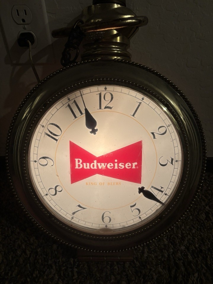 RARE BUDWEISER BEER ELECTRIC POCKET WATCH LIGHTED SPINNING CLOCK DOUBLE ...