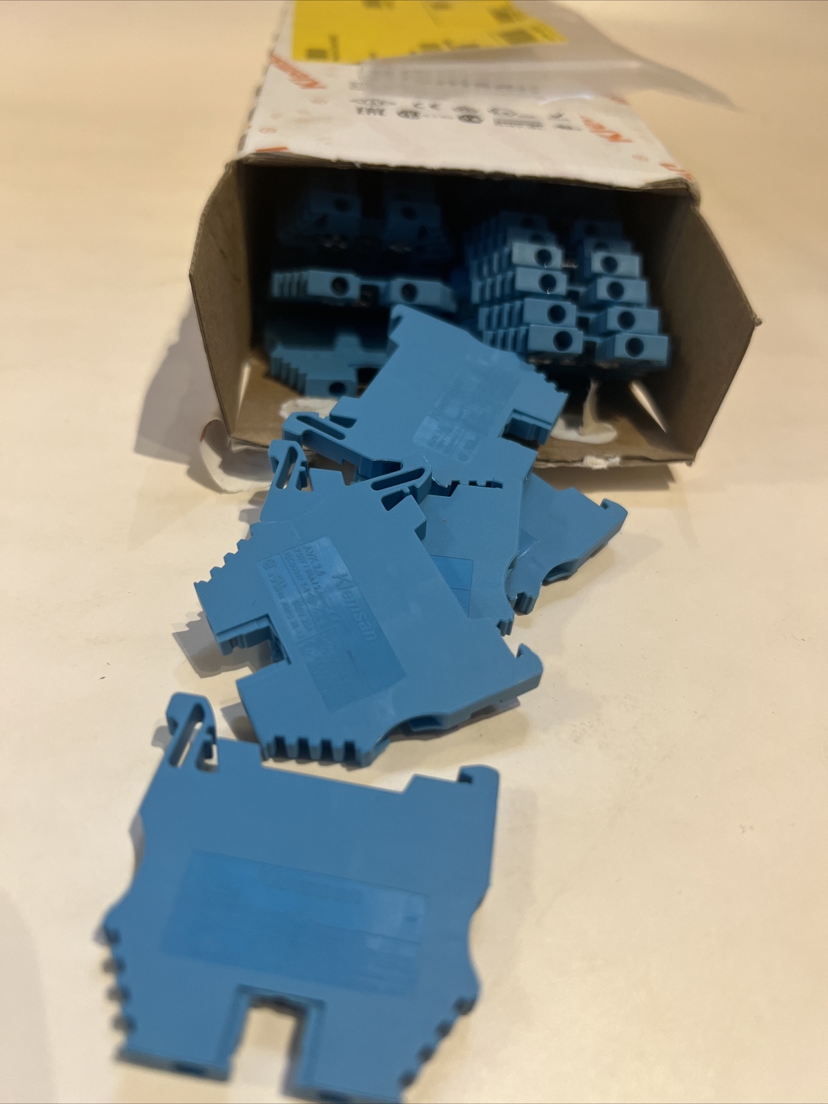 (100) Klemsan AVK 2,5 Terminal Block 304121 mavi/blue QTY :100 FREE ...