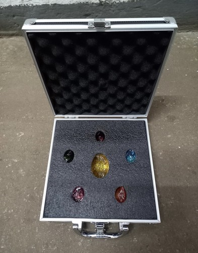 1:1 Marvel The Avengers Iron Man Thanos Infinity Stones Light Cosplay ...