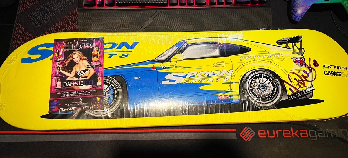 Dannie Riel Desktop Wallpaper HD Wallpaper: Dannie Riel, Women,