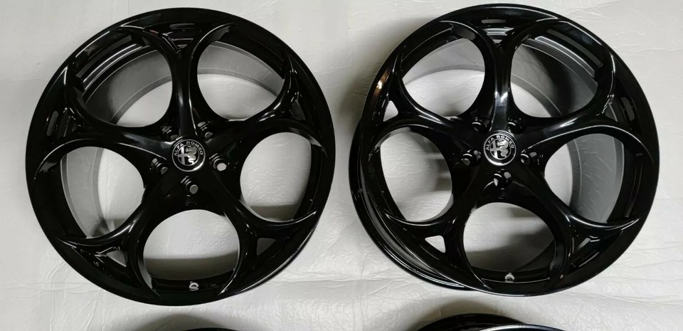 19" Alfa Romeo Giulia QV Quadrifoglio rims Complete set X4 Gloss Black ...