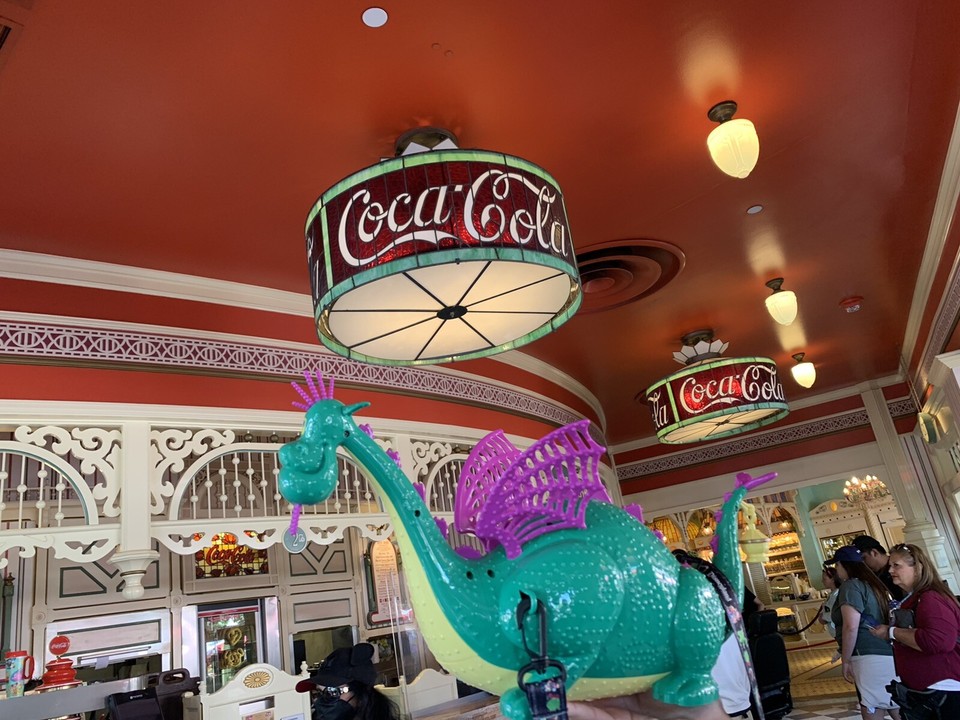 Disneyland Elliott Popcorn Bucket Main Street Electrical Parade Pete's ...