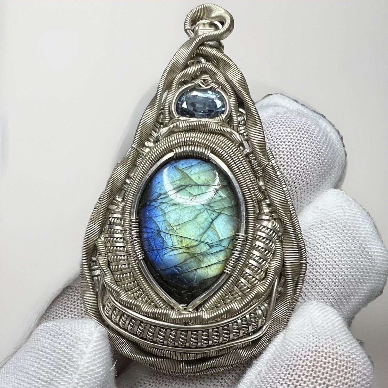 Sterling Silver Labradorite Centerpiece Blue Sapphire Gem Wire Wrap ...