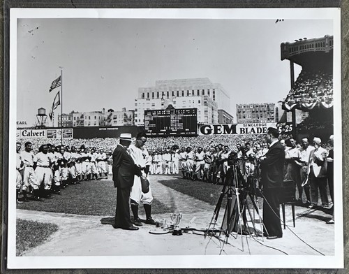 Stunning Lou Gehrig NY Yankees Farewell Speech at Yankee Stadium 11x14 ...