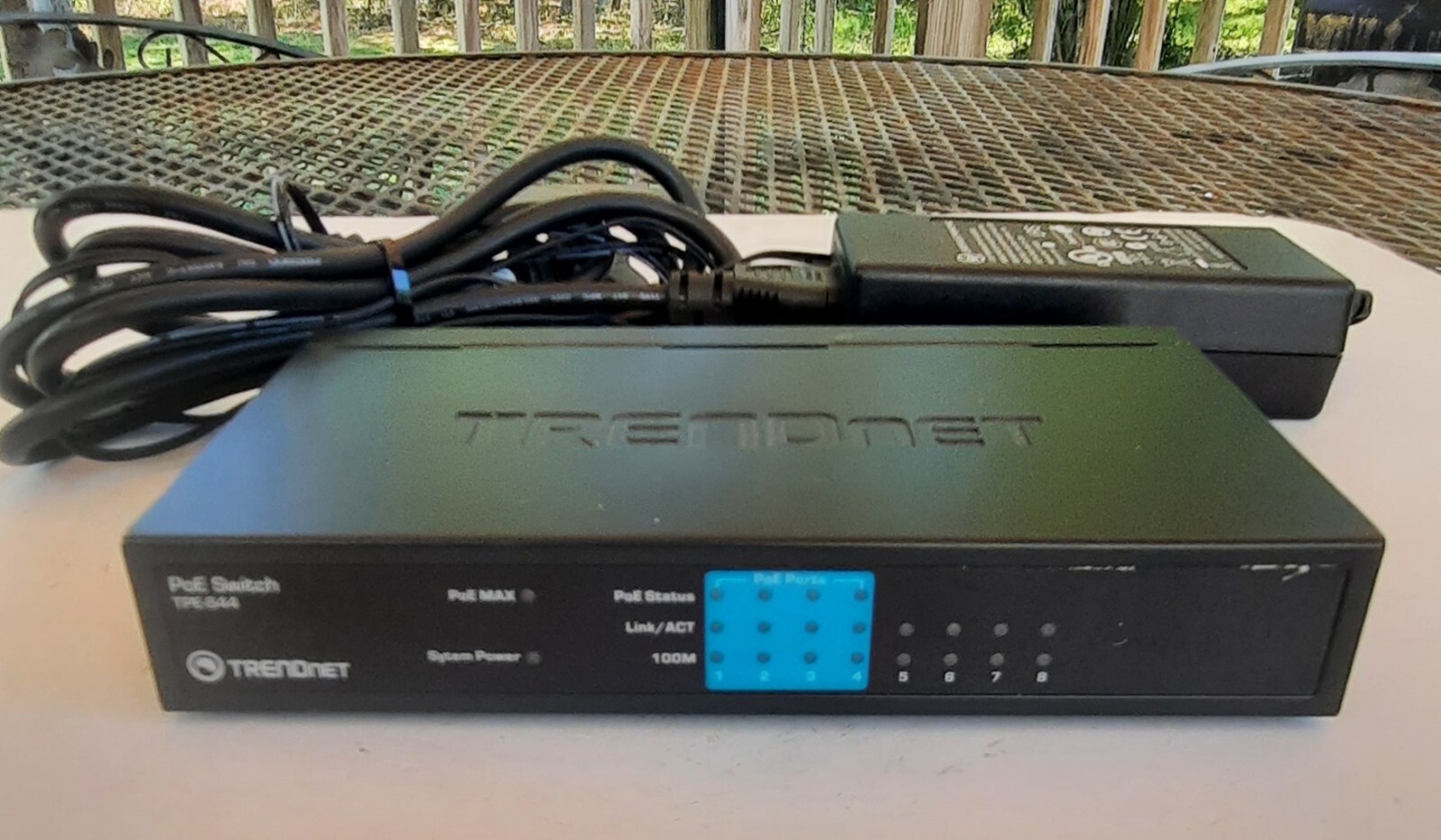 TRENDnet 8-Port 10/100Mbps PoE Switch, TPE-S44 H/W:A2.1R, Pre-Owned | eBay
