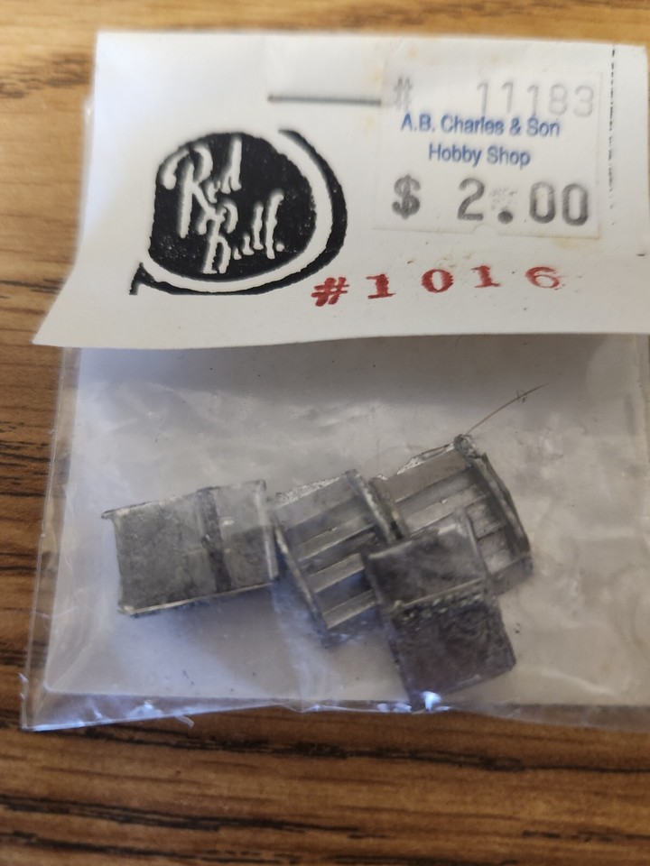 Vintage Red Ball Castings HO Train #1016 Stairs Weights Engines Louvers ...