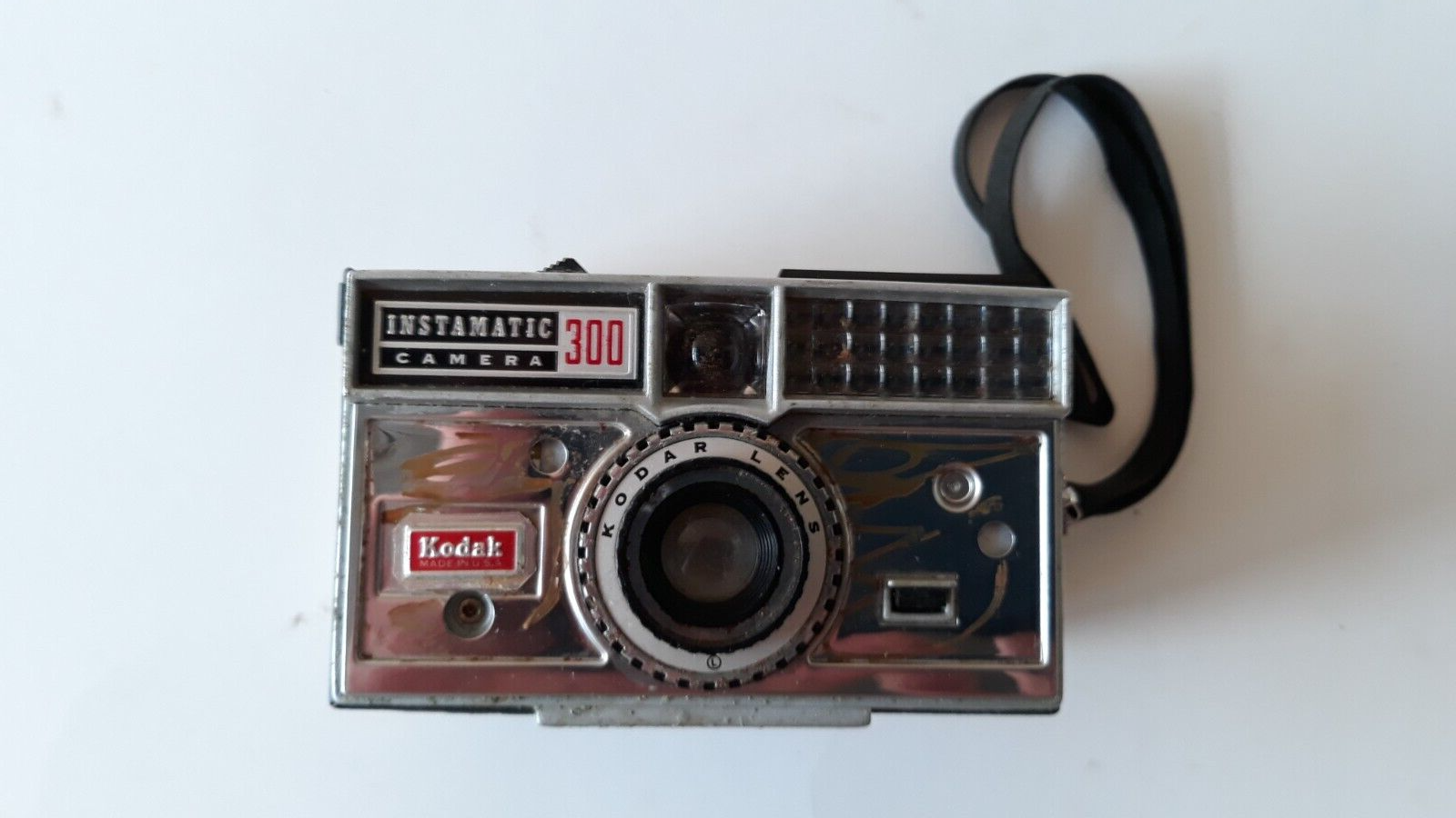 Vintage Kodack Instamatic 300 Camera With Flip Open Hard Case, Circa ...