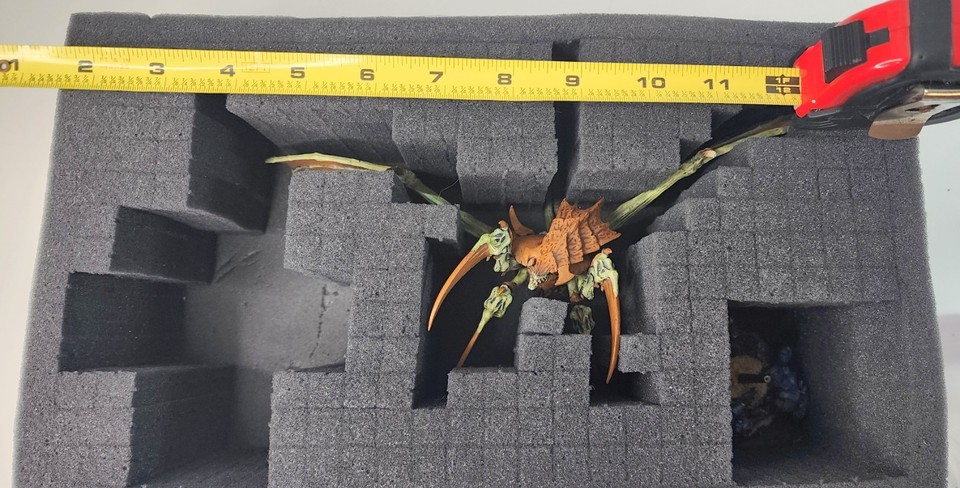 Warhammer 40k Flying Hive Tyrant On custom Base WH40K Winged Oldhammer ...