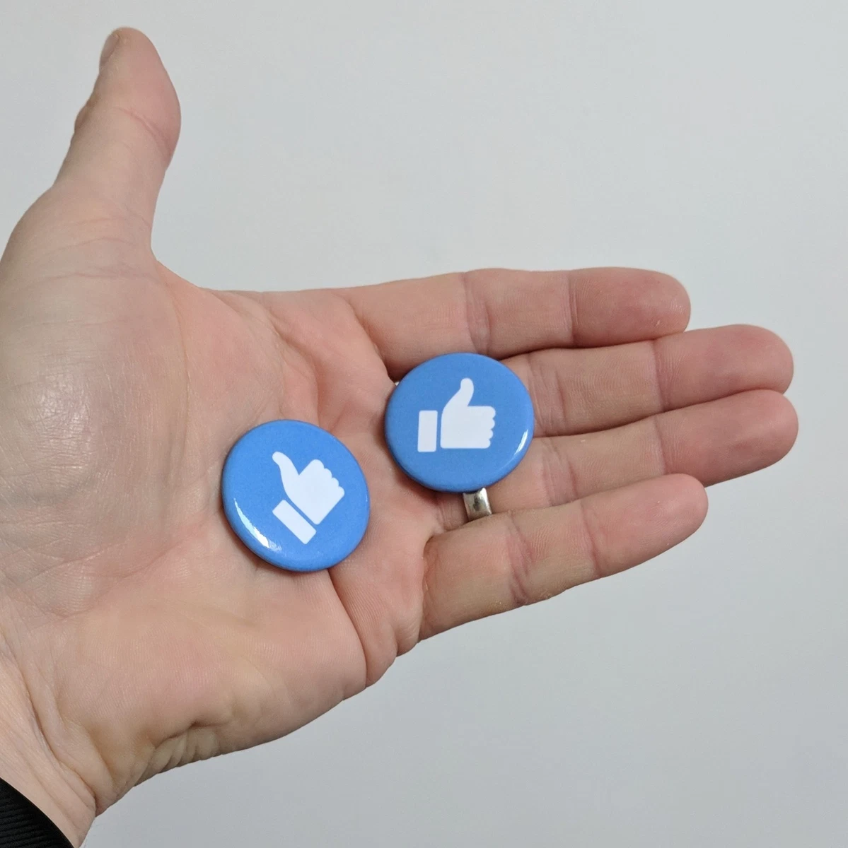 Facebook Finger Symbol