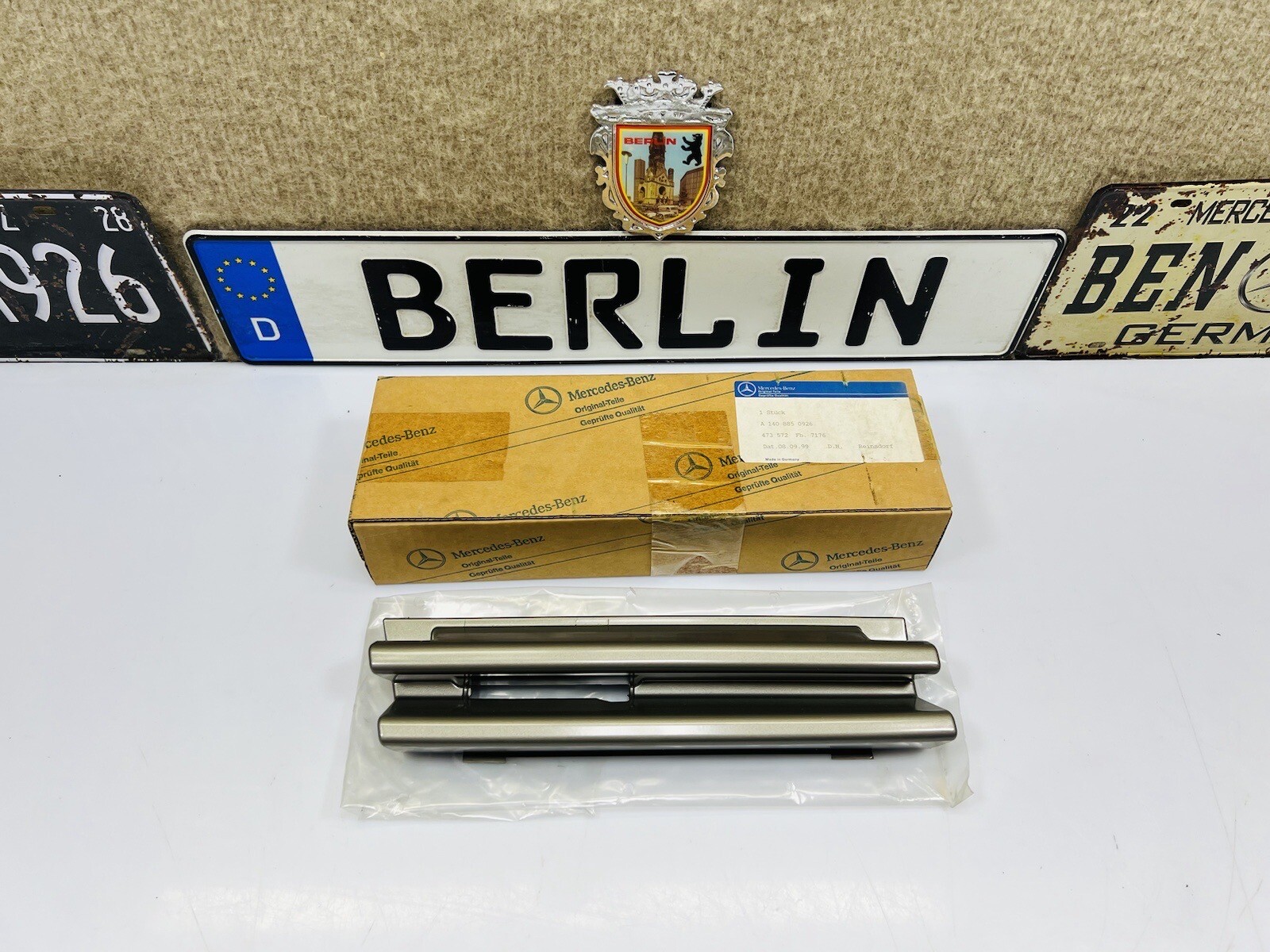 Mercedes Benz W140 Hook Cover Front Bumper Trim Panel A1408850926 ...