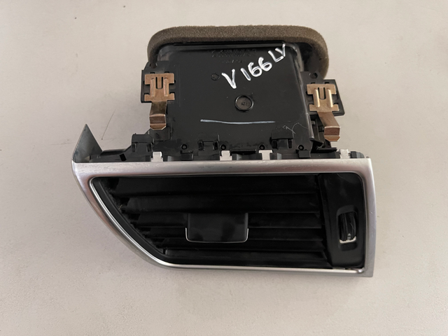 Mercedes-Benz GL Ml X166 Dashboard Left Side Air Vent A1668302154 ...