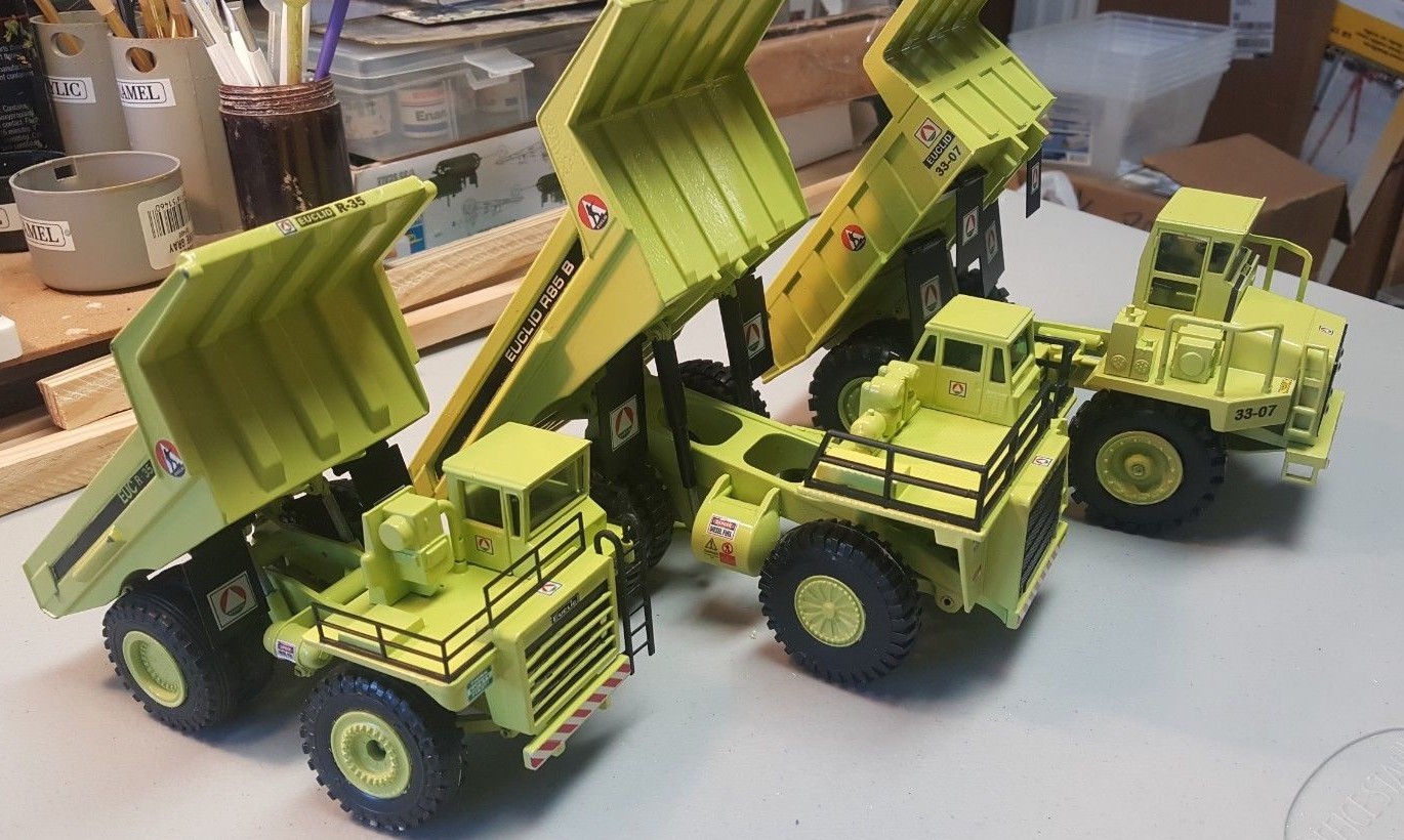 3 x EUCLID / TEREX Dump Trucks 33-07 / R-85B / R-35 in authentic HI ...