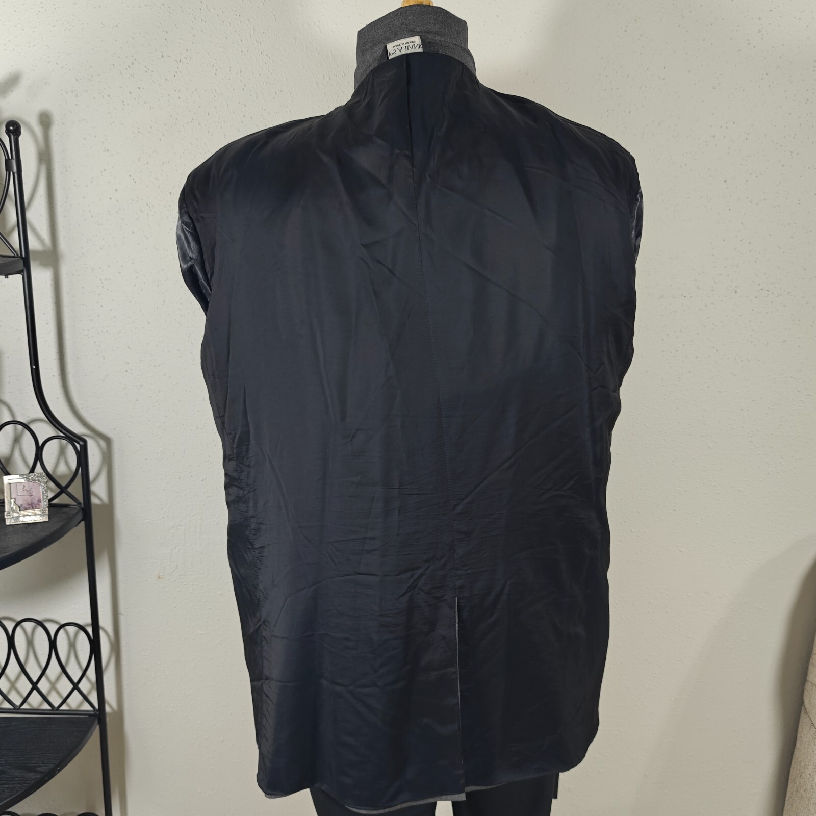 JOS A BANK Portly Men's Sport Coat Blazer Two Button Gray Plaid Wool ...