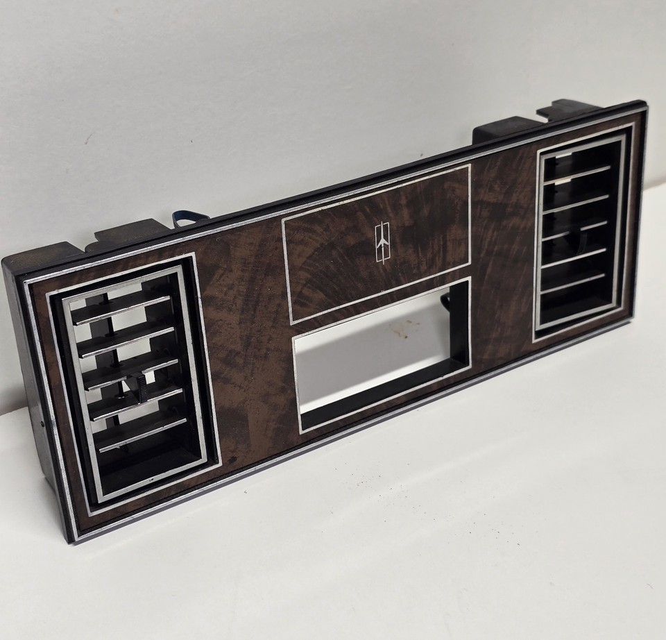 78 79 80 OLDS CUTLASS Supreme Brougham 442 DASH CLOCK BEZEL SURROUND ...