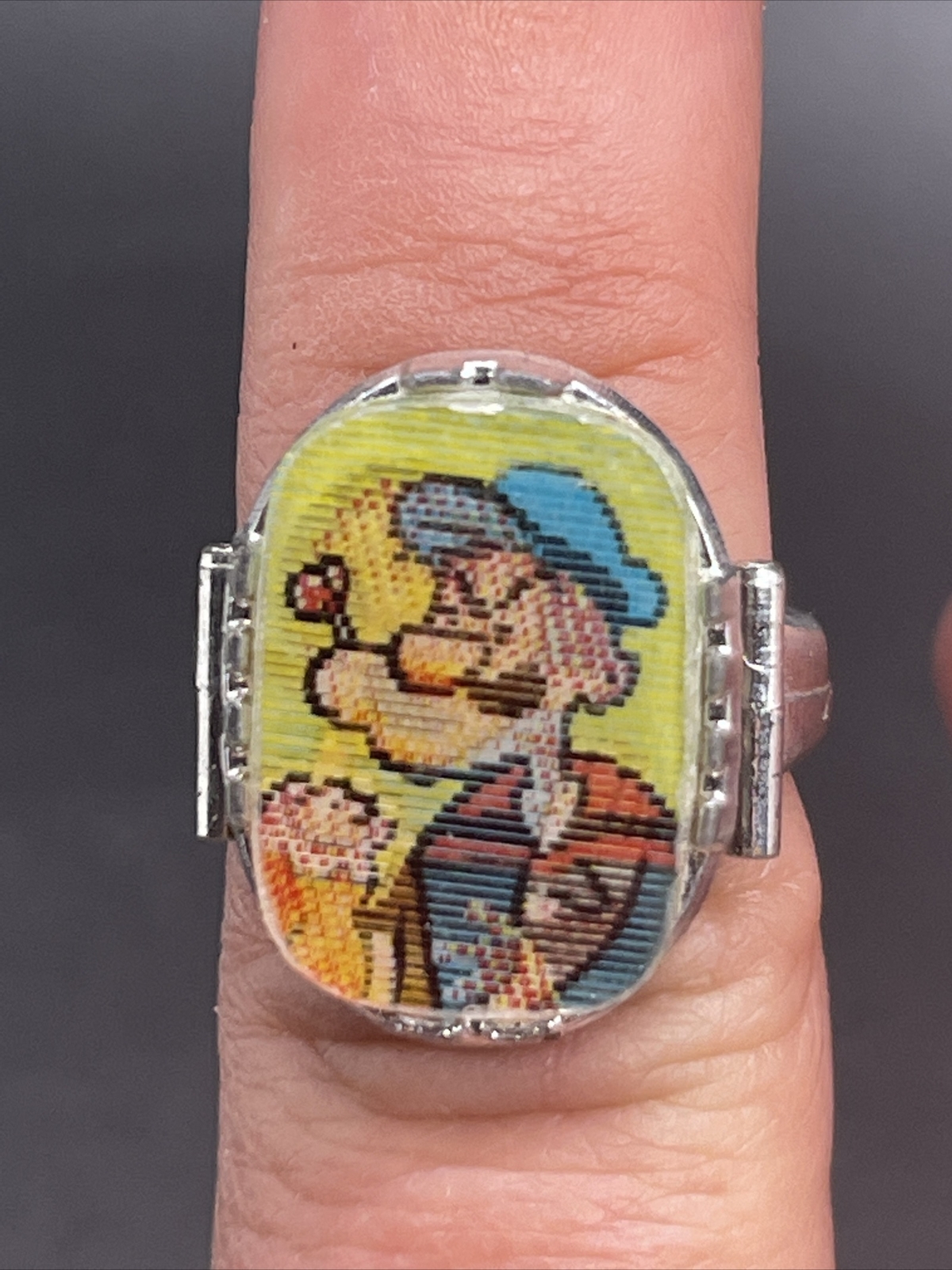 ORIGINAL 1960'S POPEYE AND OLIVE OYL VARI-VUE FLICKER TOY RING | eBay
