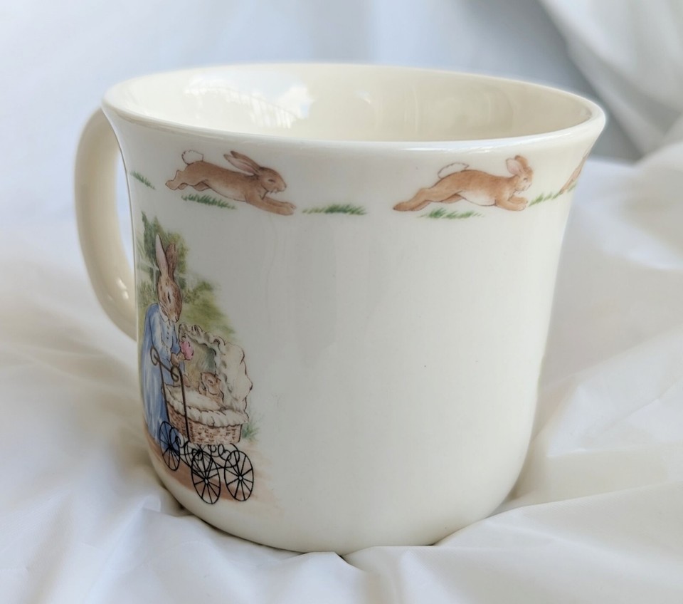 ROYAL DOULTON BUNNYKINS FINE BONE CHINA CUP MUG 1988 BUNNIES IN ...