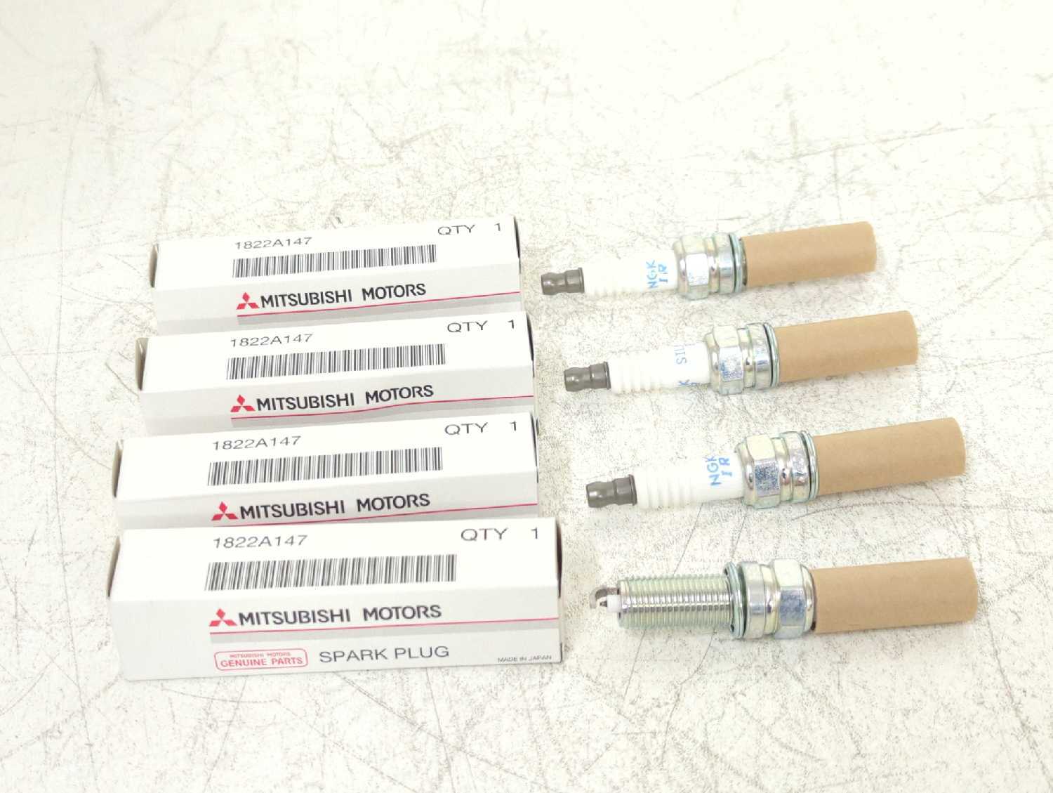 New OEM Spark Plugs Set of 4 2018-2020 Mitsubishi Eclipse Cross ...