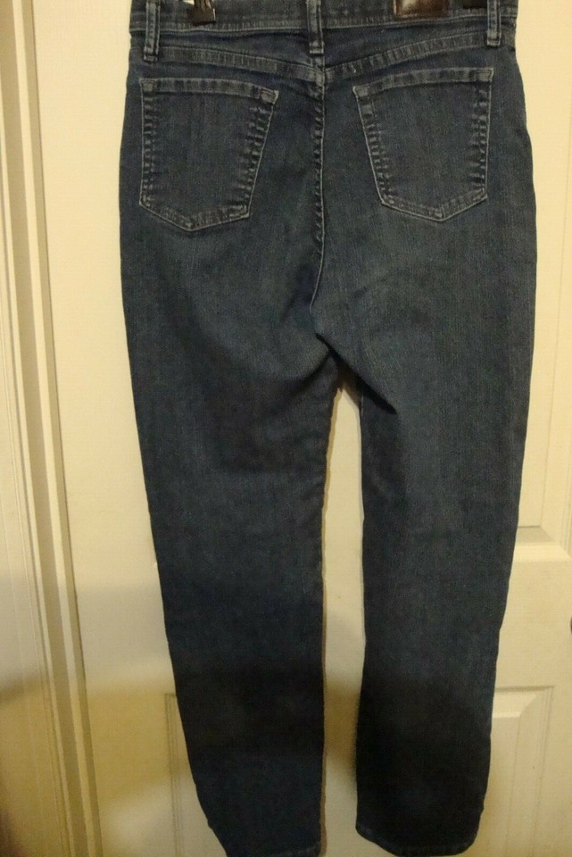 Lee Women's Classic Fit Straight Leg Jeans Sz 8S Stretch Slimming RN ...