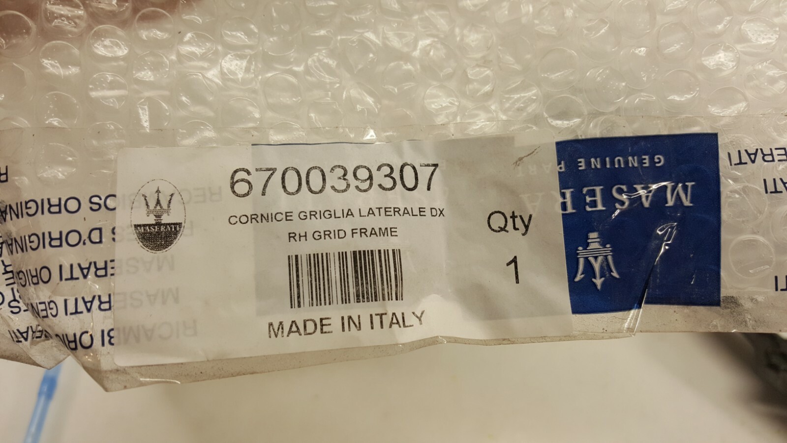 MASERATI PASSENGER RIGHT LOWER MESH GRILLE 670039307 OEM | eBay