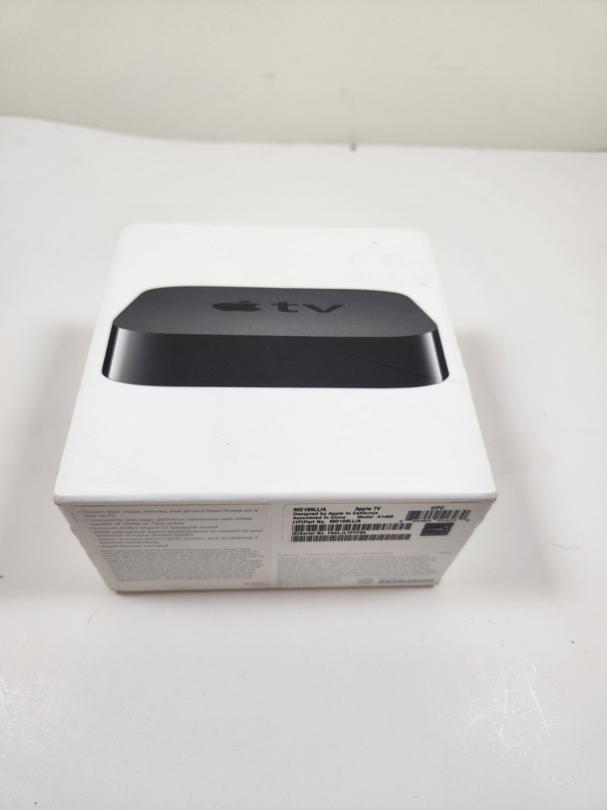 Apple TV - 3rd Generation - A1469 - Black, with Cord No Remote