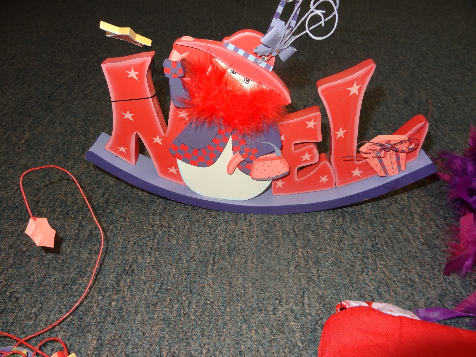 LARGE LOT OF RED HAT SOCIETY CHRISTMAS DECORATIONS *GREAT ITEMS* | eBay