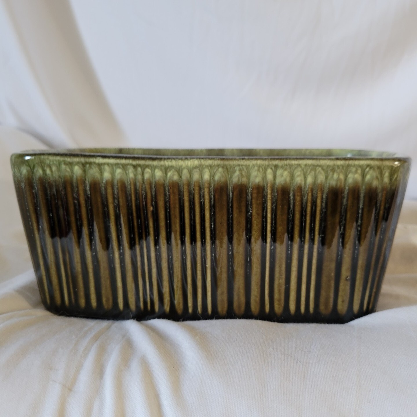Hull USA Pottery F467 Green Drip Glaze Planter Flower Pot Jardinière ...