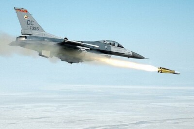F-16 Fighting Falcon Air Force Top Gun Navy Thunderbirds F-16 F-15 ...