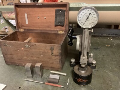 1924 Shore SCLEROSCOPE Metal Hardness Testing device in Wooden box w ...