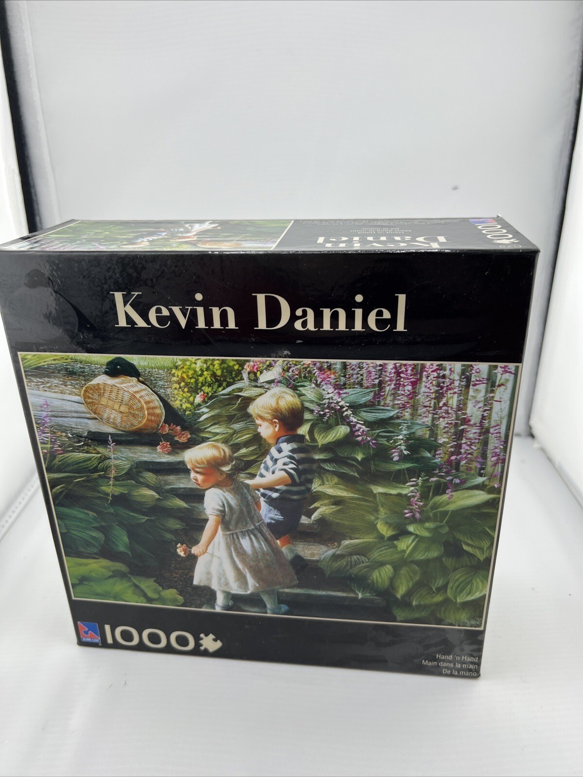 SEALED KEVIN DANIEL 1000 PIECE JIGSAW PUZZLE "HAND 'N HAND" SURE-LOK ...