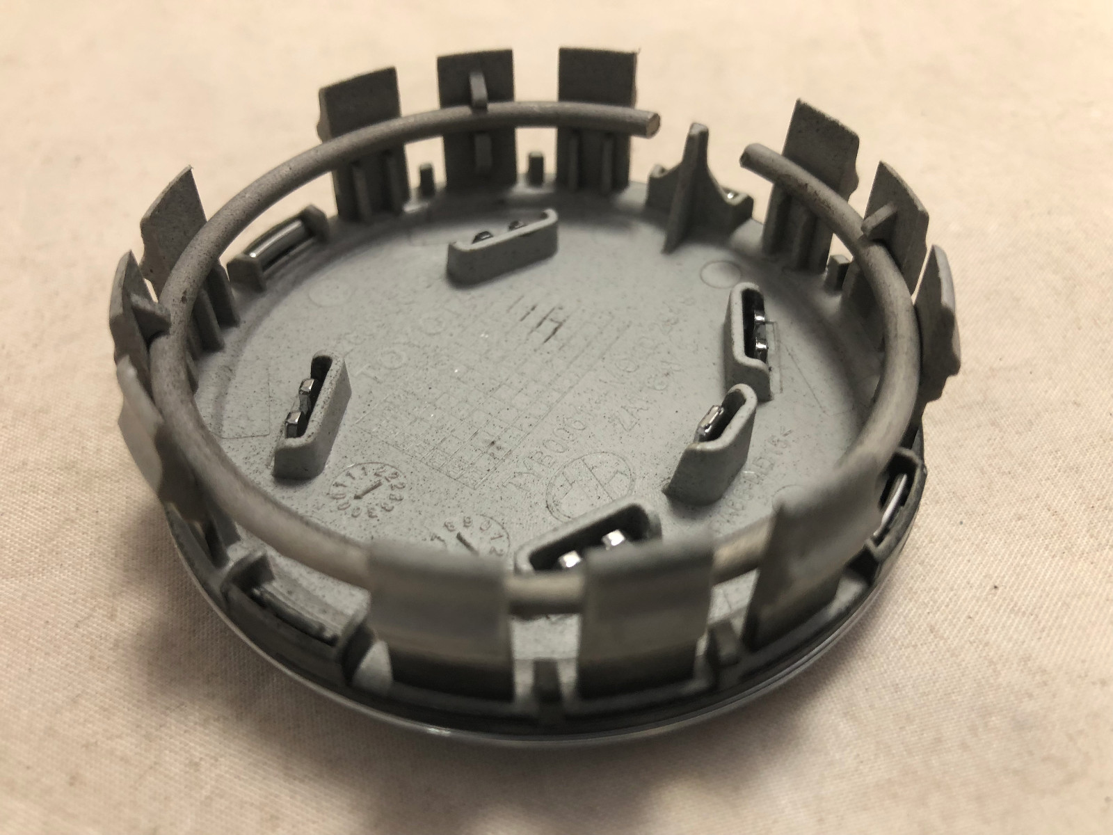 2015-17 Toyota Avalon Camry Rav4 Wheel Center Black Hub Cover Cap OE ...