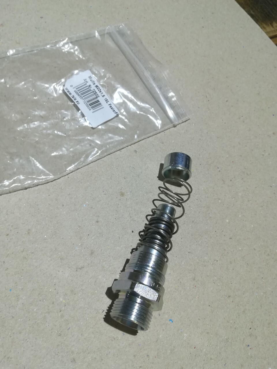 Hydraulikdose FASTER für P206 P506 P606 PS06 - M22x1,5 15L Muffe ...