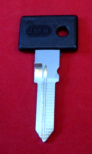ALFA ROMEO 164 Factory ALARM KEY BLANK in engine bay fits some 1990-95 ...